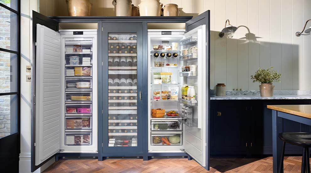 RiL1800 In-Column Larder Fridge | Caple