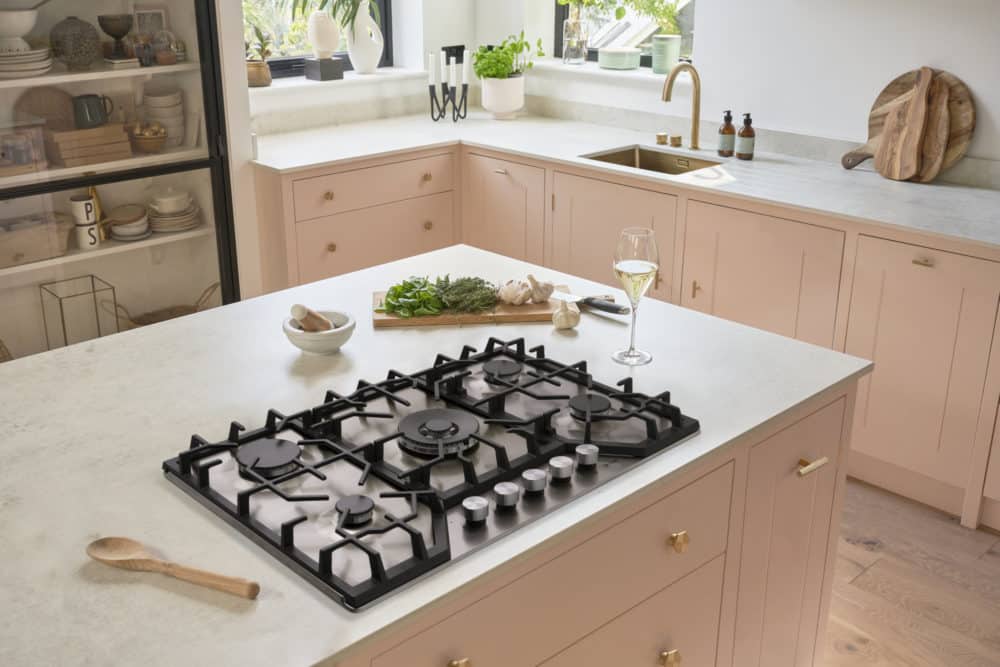 The benefits of stainless steel & gas on glass hobs | Caple