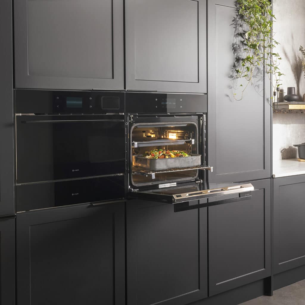 C2601BG Smart Pyrolytic Single Oven | Caple